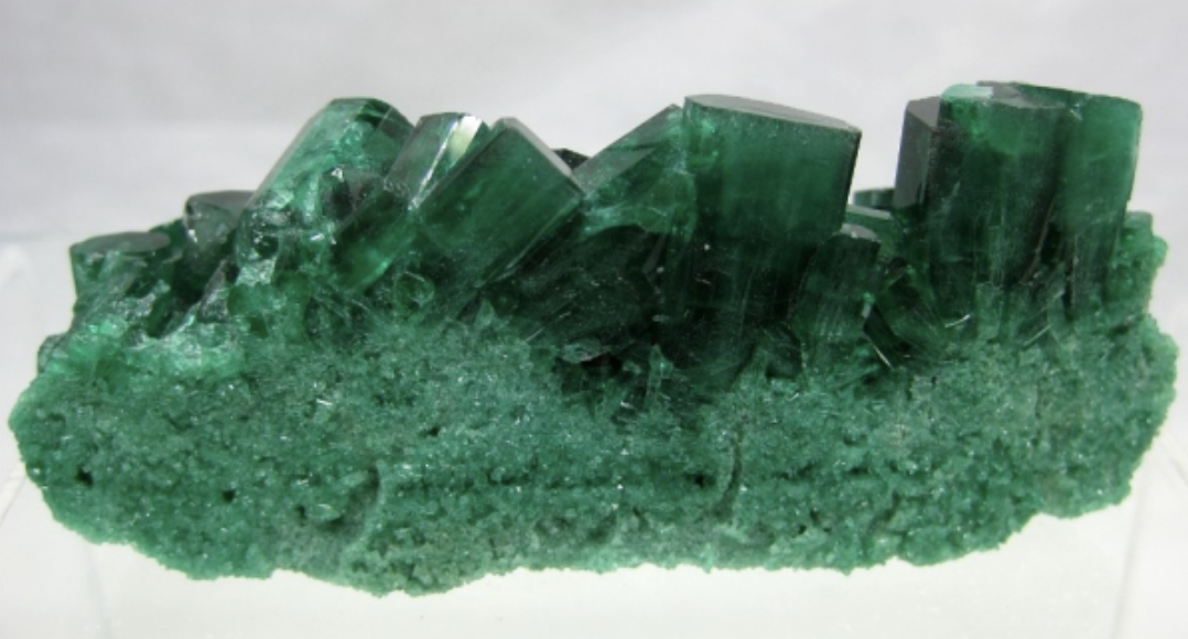 Synthetic Emerald Growth | The Natural Emerald Company