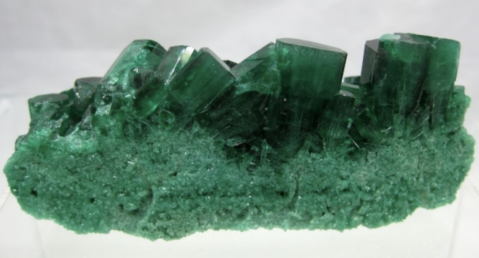 Synthetic Emerald Gemstones - A Guide to Flux Grown and Hydrothermal ...